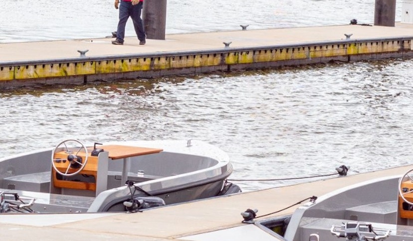 Rent your electric boat now in Washington at the Wharf! - GoBoat USA