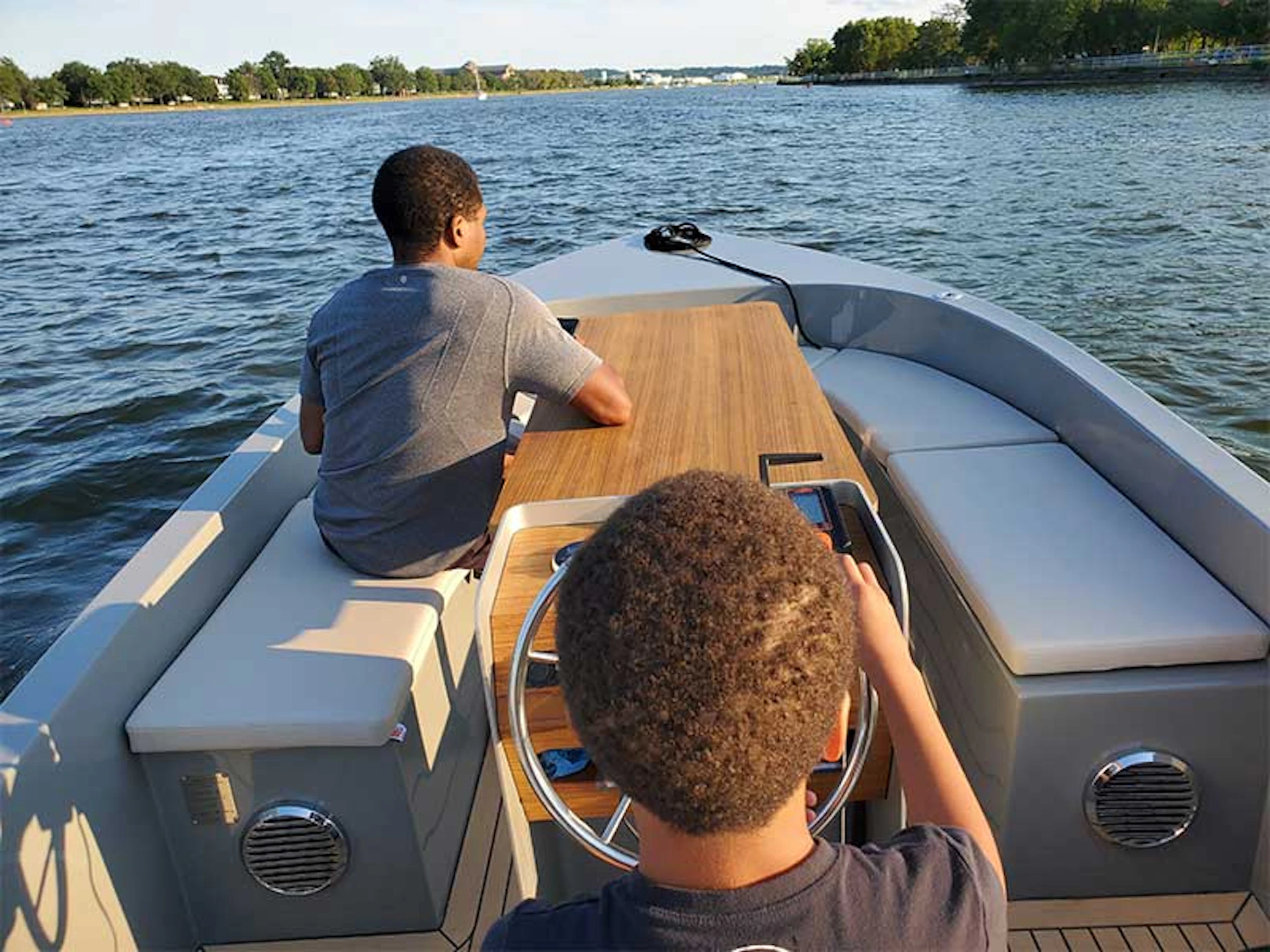 How GoBoat works - GoBoat USA